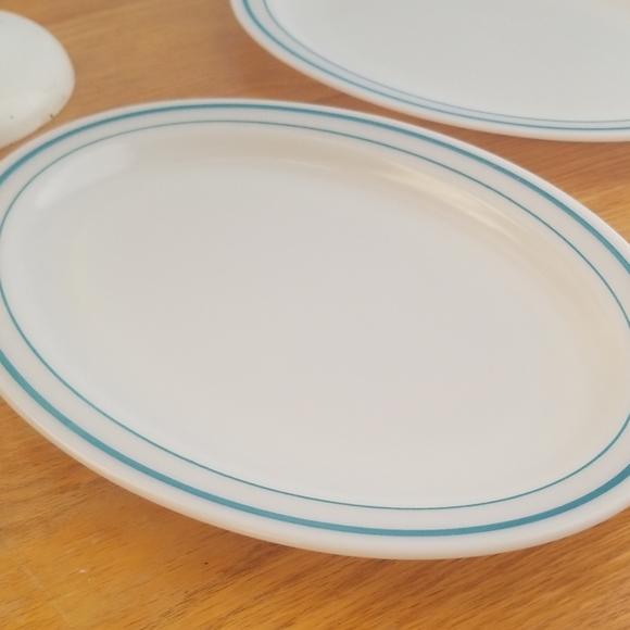 Pyrex | Dining | Vintage Pyrex Oval Dinner Plate | Poshmark